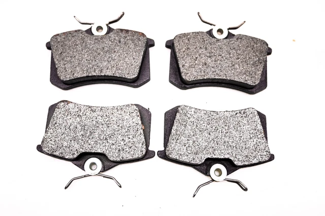 PARTS MASTER D340 Brake Pad Kit NOS $36.60 - PicClick AU