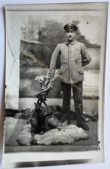 ORIG. FOTO AK Soldat WK1 WW1 Erster Weltkrieg Uniform um 1918 Hund ...