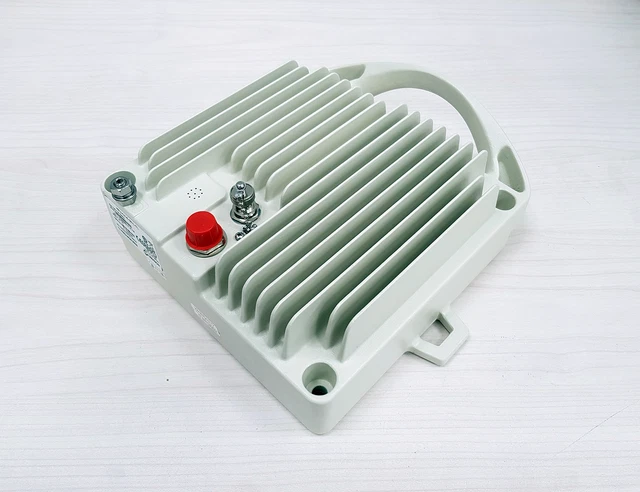 SYSTÈME RADIO INNOVANT Ceragon FibeAir RFU-CXm-E-18-L-TL 18 GHz RFU-C ...