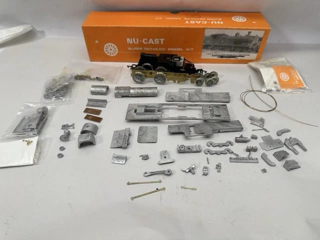 NU-CAST C13 4-4-2T LOCOMOTIVE LNER 00 GAUGE WHITE METAL LOCO BOXED with ...