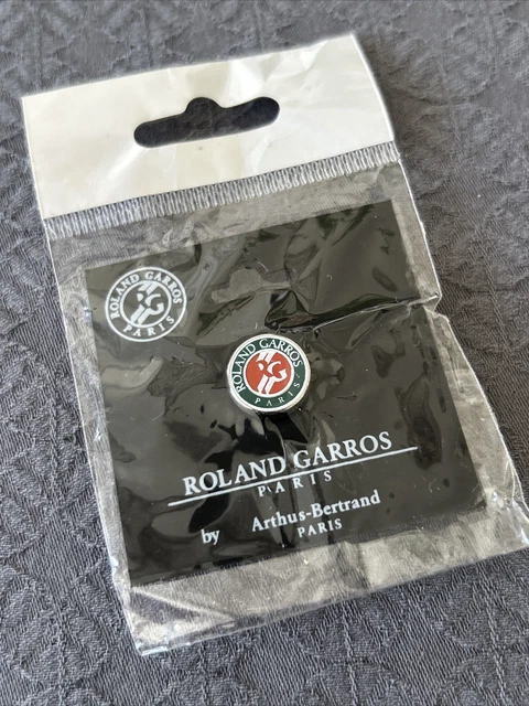 PIN'S ARTHUS-BERTRAND ROLAND Garros Officiel 10 mm EUR 10,00 - PicClick FR