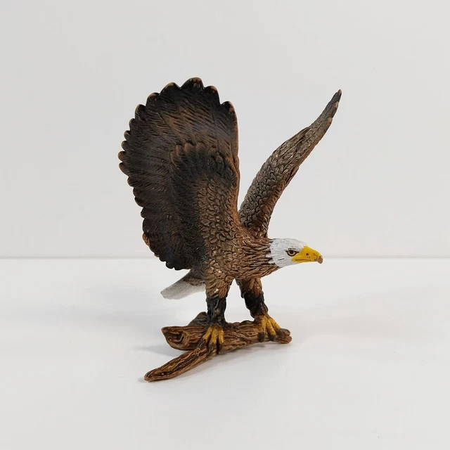 SCHLEICH BALD EAGLE Landing Wings Spread Retired Animal figure 2010 £9. ...