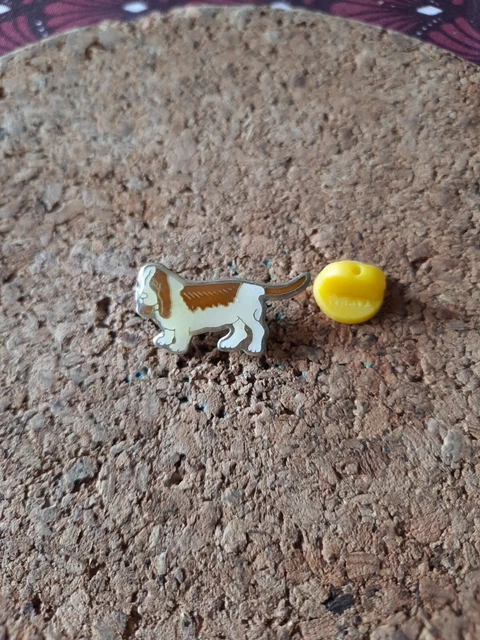 PIN'S CHIEN DOG Toutou Chasse Nature Animal Bicolore - Pin Pins Badge ...