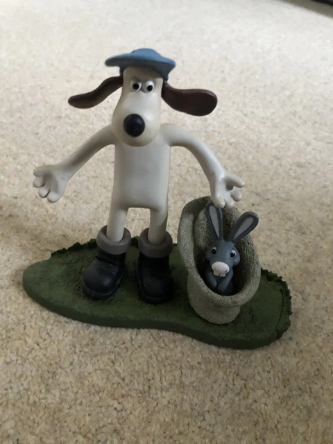 WALLACE AND GROMIT Curse of the Were Rabbit Gromit Figure Mcfarlene £19 ...