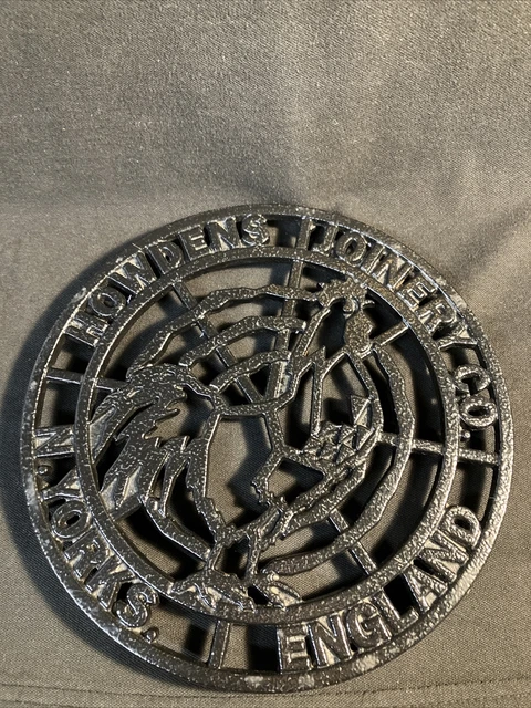 TRIVET.HOWDENS JOINERY CO N Yorks. England.cast Iron. Black. £9.99 ...