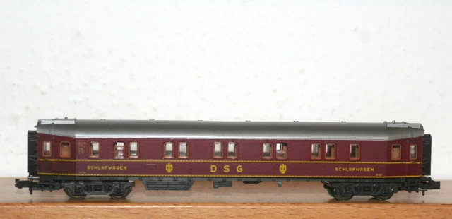 REISEZUGWAGEN HECHT SCHLAFWAGEN DSG rot - DB - ex DRG - Roco 2259S ...