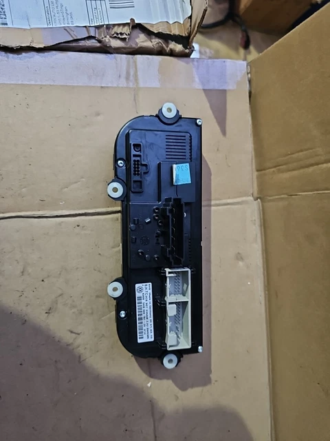 VW PASSAT GOLF Climate Control Module B.H.T C3c8 907 336ab Zju £31.90 ...