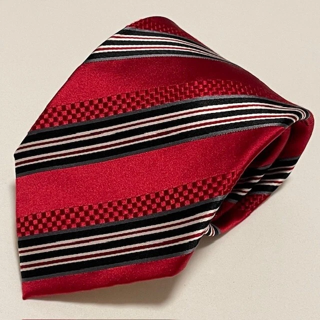 DONALD J TRUMP Tie Red MAGA Signature Collection Gold Bar President ...