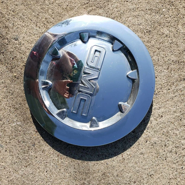 GMC SIERRA YUKON 1500 Denali Wheel Center Cap 9596381 09 10 11 12 13 14 ...