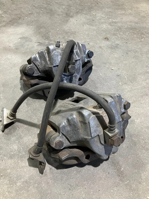 HOLDEN WB GIRLOCK Front Disc Brake Calipers Alloy Cast Type . Hq Hj Hx ...
