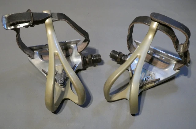 SHIMANO PD A550 Classic 1980s Aero Bicycle Pedals ( Pair) + Toe Clips ...