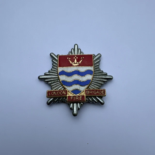 LONDON FIRE BRIGADE 999 Coat of Arms Crest Enamel Cap Hat Uniform Badge ...