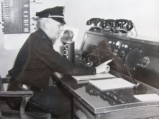 VINTAGE POLICE OFFICER Photo Radio Dispatch Desk Uniform Colt Revolver ...