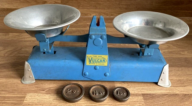 VINTAGE 1950'S VULCAN Metal Toy Kitchen Scales With Weights Made in ...