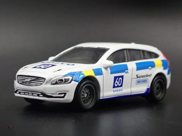 VOLVO V60 BREAK Rare 1:64 Echelle de Collection Diorama Voiture ...