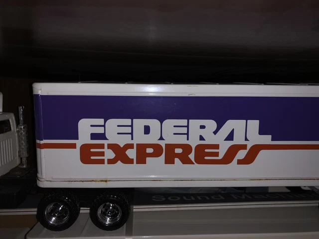 FEDEX SEMI TRUCK Federal Express tractor trailer 1:24 1:18 free movin ...