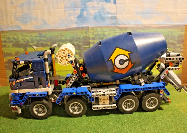 LEGO TECHNIC CONCRETE Mixer Truck 100% Complete With Instructions Used ...