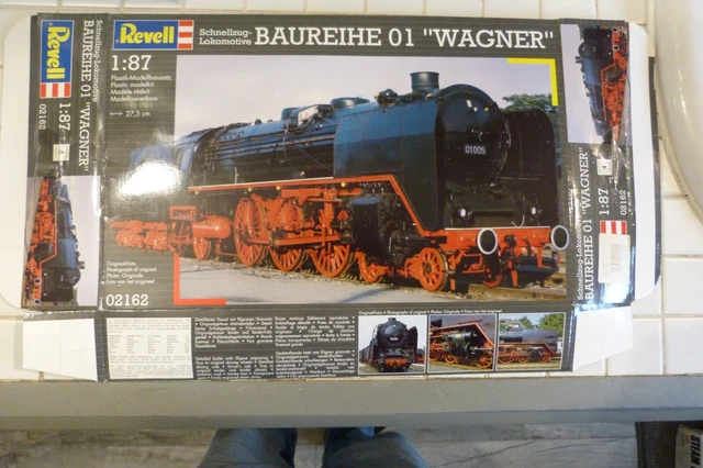 MAQUETTE LOCOMOTIVE BAUREIHE 01 - WAGNER - 1/87 - REVELL - longueur 27 ...