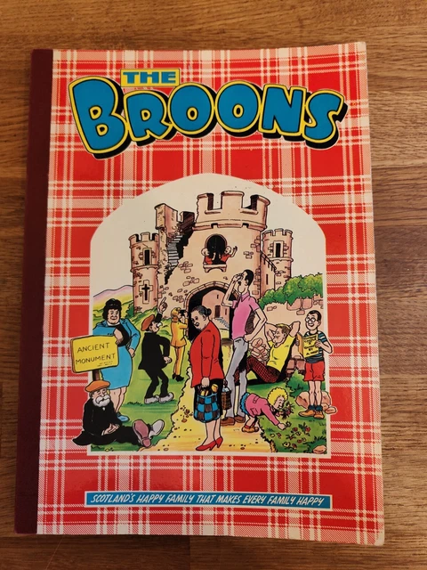 ANNUAL - THE Broons Annual Paperback Scottish Comic DC Thomson 1985 £3. ...