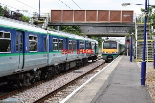 PHOTO 2006 Fambridge Railway Station Essex (2) Great Eastern Electric ...