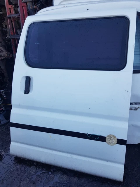 TOYOTA HIACE REGIUS side sliding door BREAKING spares parts EUR 204,30 ...