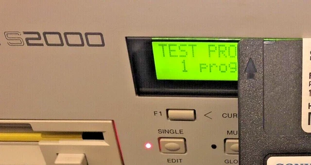 SISTEMA OPERATIVO FLOPPY disk per AkaiSampler UK FAST AKAI S2000 OS 2.0 EUR 7,12 - PicClick IT