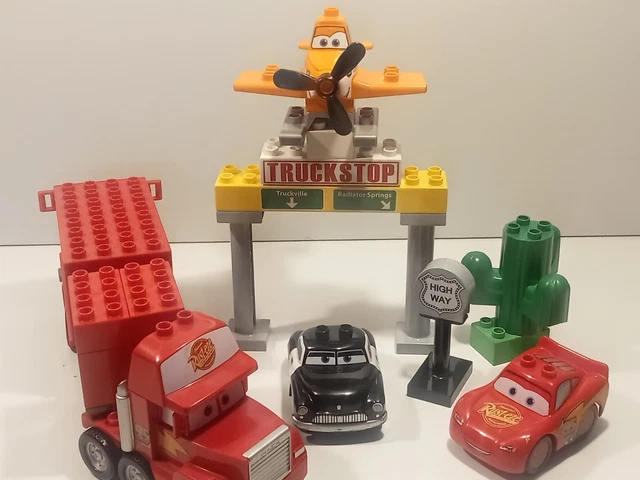 LEGO DUPLO Disney Pixar Cars Lightning McQueen, Mack und Sheriff EUR 25 ...
