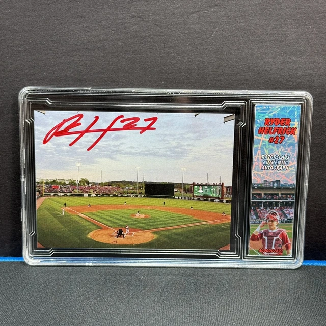 CARTE AUTHENTIQUE SIGNÉE Ryder Helfrick #27 Arkansas Razorbacks ...