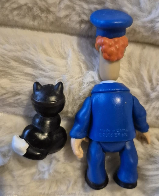 POSTMAN PAT AND Jess the Cat Collectible Action Figure Pats Arms And ...