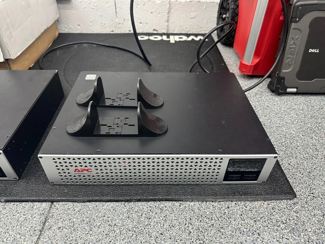 APC SMART-UPS 1000VA Lithium Ion Uninterruptible Power Supply ...