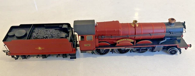 HORNBY HOGWARTS EXPRESS Train & Tender - Fully Tested (immaculate) £79. ...