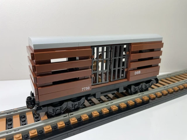 LEGO MOC TRAIN Carriage Cattle Wagon 12V 9V Town City Trains EUR 80,62 ...