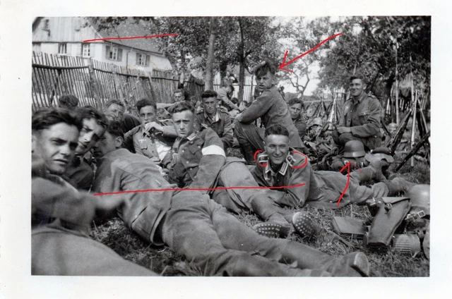 PHOTO ALLEMANDE WW2 soldats allemands kampf pause 100% originale EUR 0 ...