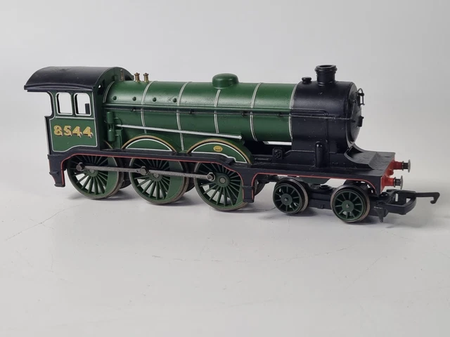 HORNBY B12 LOCO LNER from R1033 Number 8544 Shell and Incomplete ...