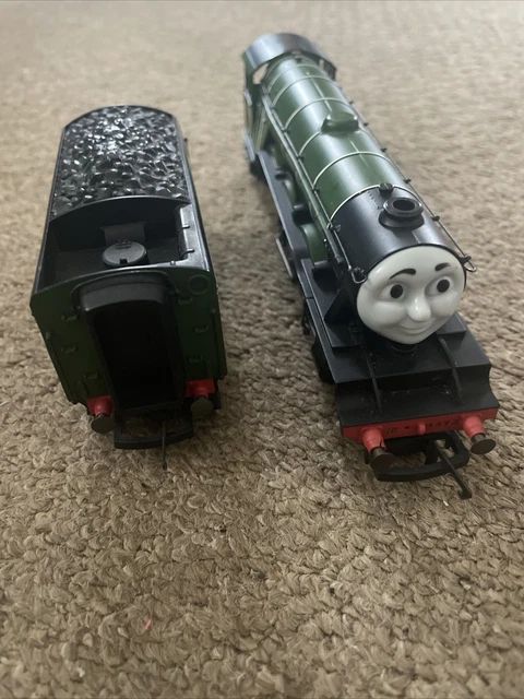 HORNBY OO GAUGE THOMAS THE TANK FLYING SCOTSMAN CONVERSION TRÈS BIEN ...
