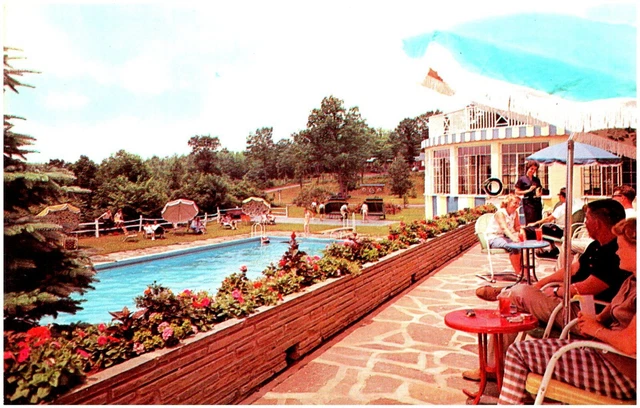 POCONO MOUNTAIN INN, Sky Terrace Pool, Cresco PA, Umbrellas Postcard £6 ...