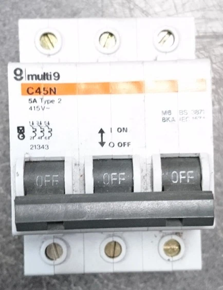 MERLIN GERIN MULTI 9 C45N 3A type 2 triple pôle MCB EUR 8,04 - PicClick FR