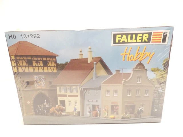 FALLER H0 131292 Kleinstadthäuser 3 Stück in eingeschweißter OVP BS208 ...
