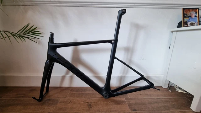 FORME FLASH CARBON Frameset 54cm Lightweight all black Rim & Disc £399. ...