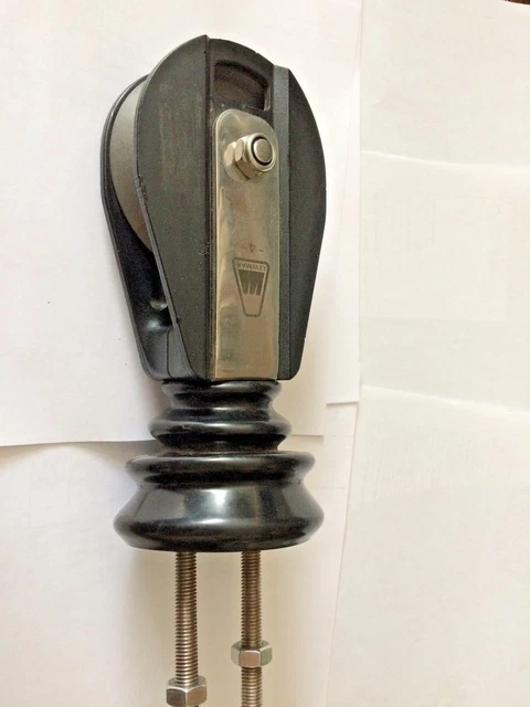 LEWMAR SIZE 4 Ocean stand up block Location G2 £125.00 - PicClick UK