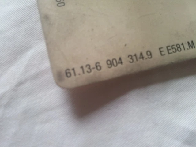 BMW E46 ITALIAN Fuse Box Diagram Layout Electrical Label Glovebox ...