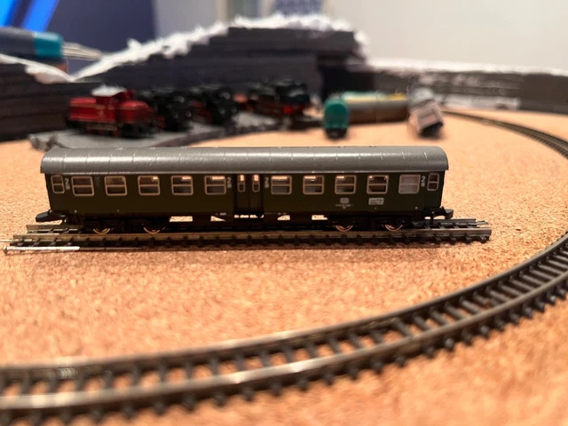 MARKLIN Z GAUGE passenger express coach £1.16 - PicClick UK