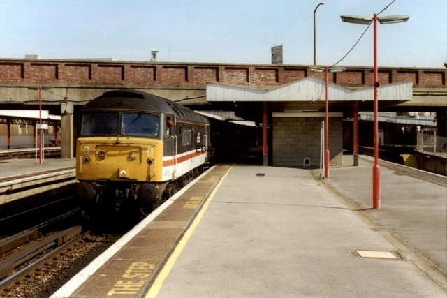 PHOTO CLASS 47 Loco No 47810 Leading And - And 47840 At Southampton ...