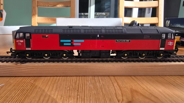 LIMA CLASS 47 In Rail Express livery 47786 Roy Castle £25.00 - PicClick UK