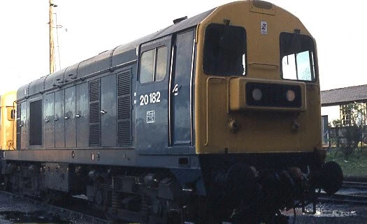 ORIGINAL COLOUR SLIDE of 20182 BR class 20 diesel loco £1.99 - PicClick UK