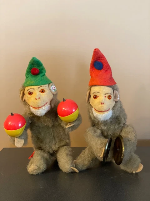 2 VINTAGE MAX Carl Original Monkey Wind Up Toy West Germany Overwound ...