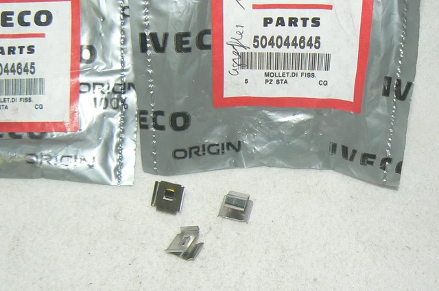 IVECO LOT DE 8 agrafes OEM : 504044645 pièce 100% origine original (33 ...