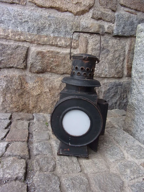 ALTE EISENBAHNLAMPE LATERNE Leuchte Petroleum DDR Deko EUR 60,00 ...