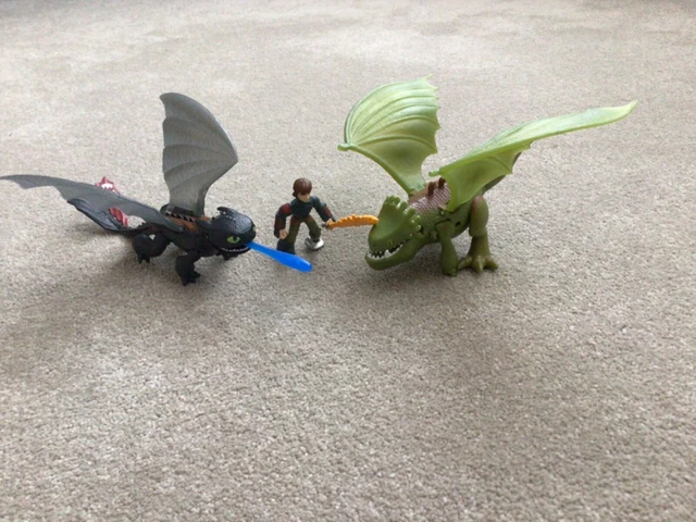 DREAMWORKS HOW TO Train Your Dragon Toothless Green Armoured Battle ...