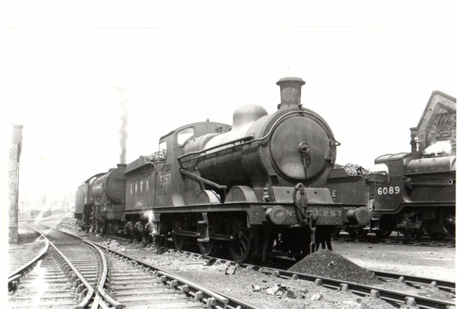 RAIL PHOTO LNER GCR 060 J11 5257 Leicester shed Leicestershire £2.49 ...